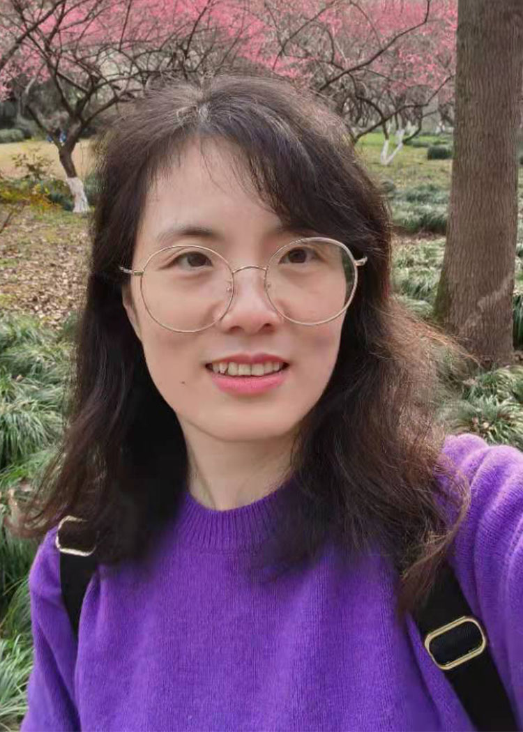 团队 | @LuckyCloudlab.cn